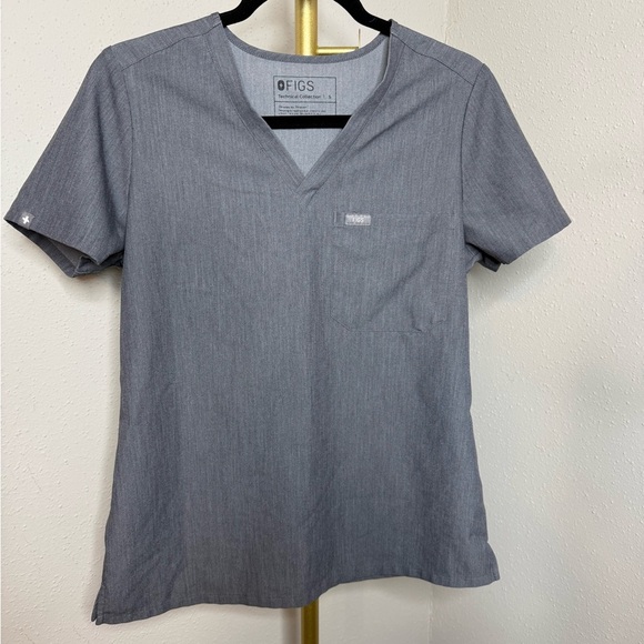 Figs | Tops | Figs Graphite Scrub Top | Poshmark